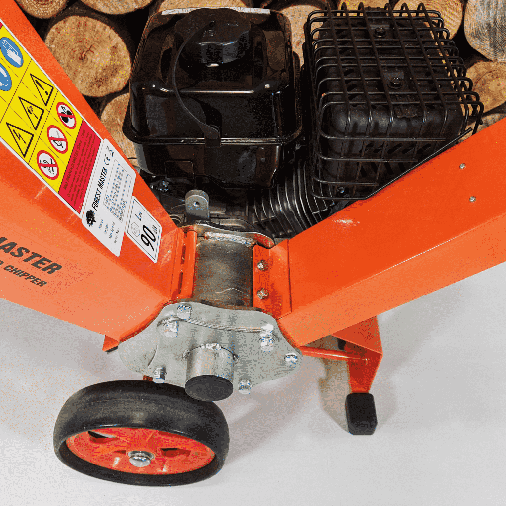 Forest Master Petrol Wood Chipper 6HP Compact FM6DD | Arrows-UK