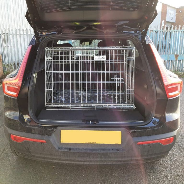 CAR DOG TRAVEL CRATE VOLVO XC40 | Arrows-UK